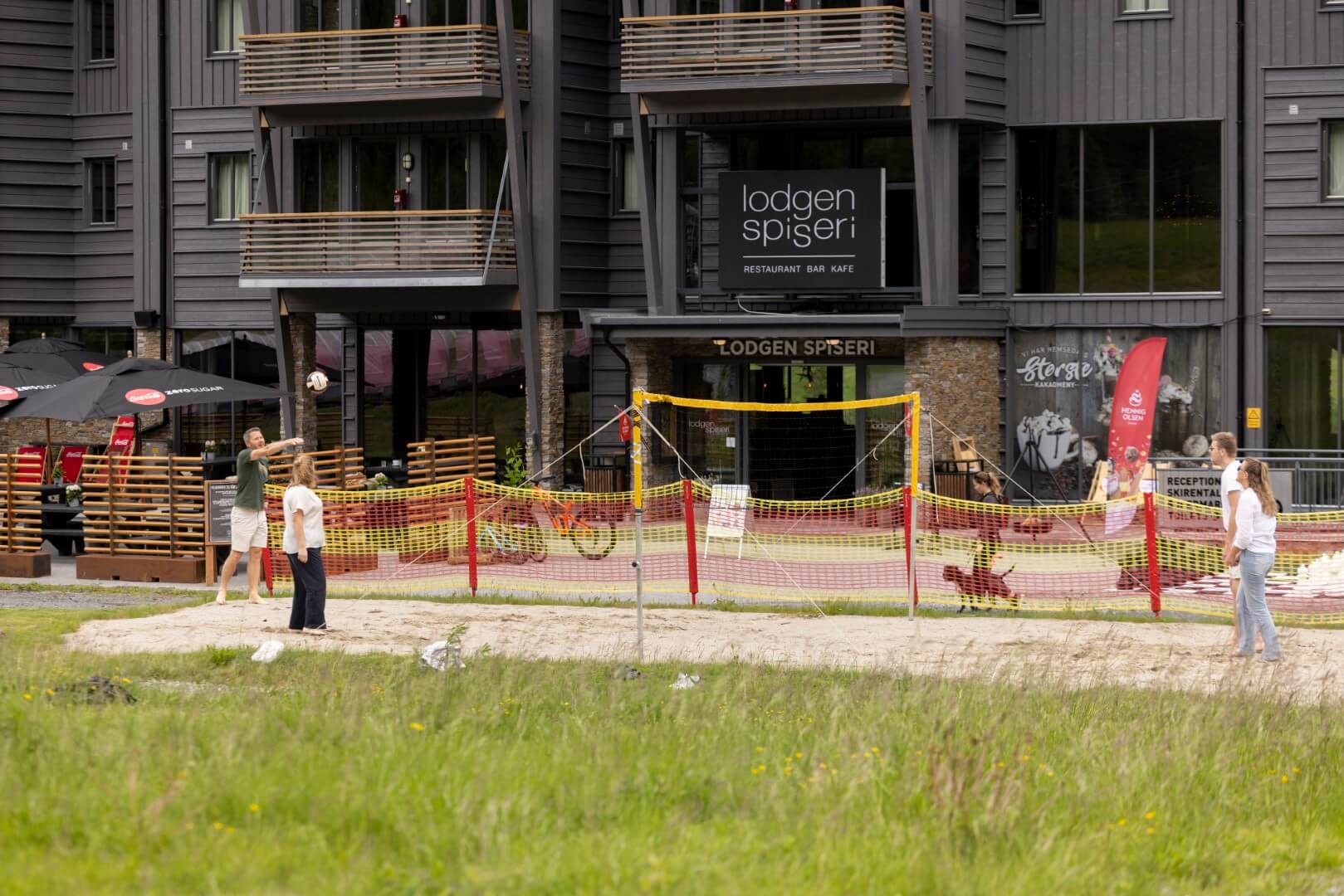 Lodgen Spiseri Hemsedal - Sommer på Lodgen Spiseri – en familievennlig ...